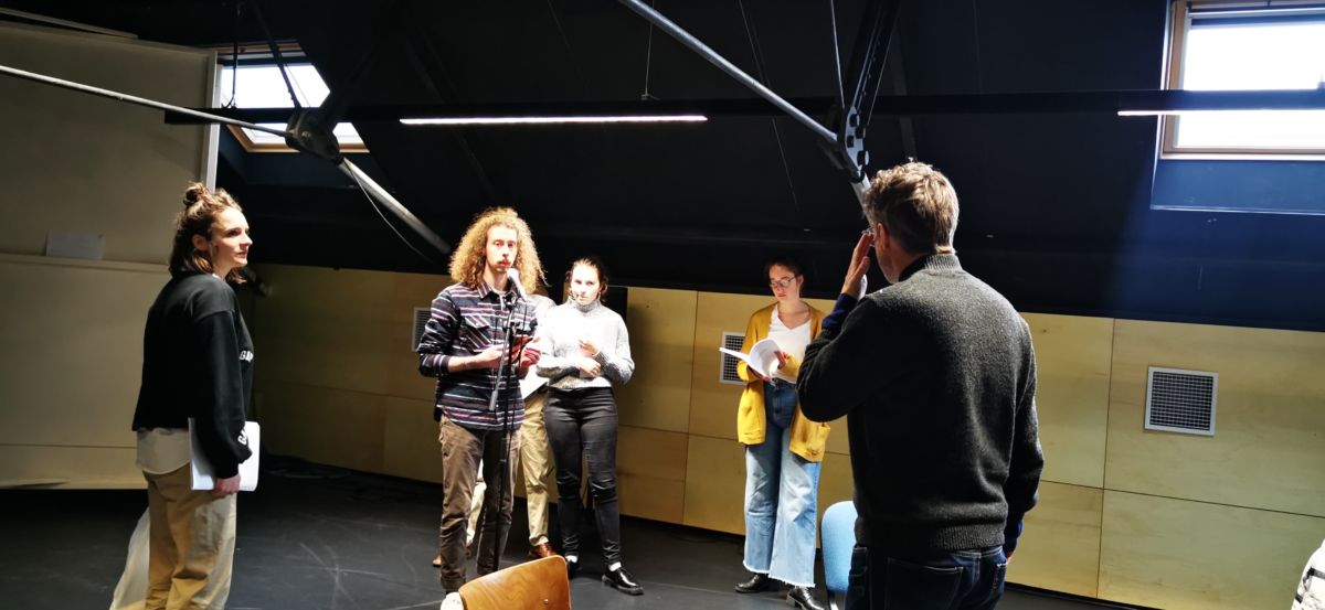 LATITUDES – The breath of the city liberates : des « Mots à Défendre ...